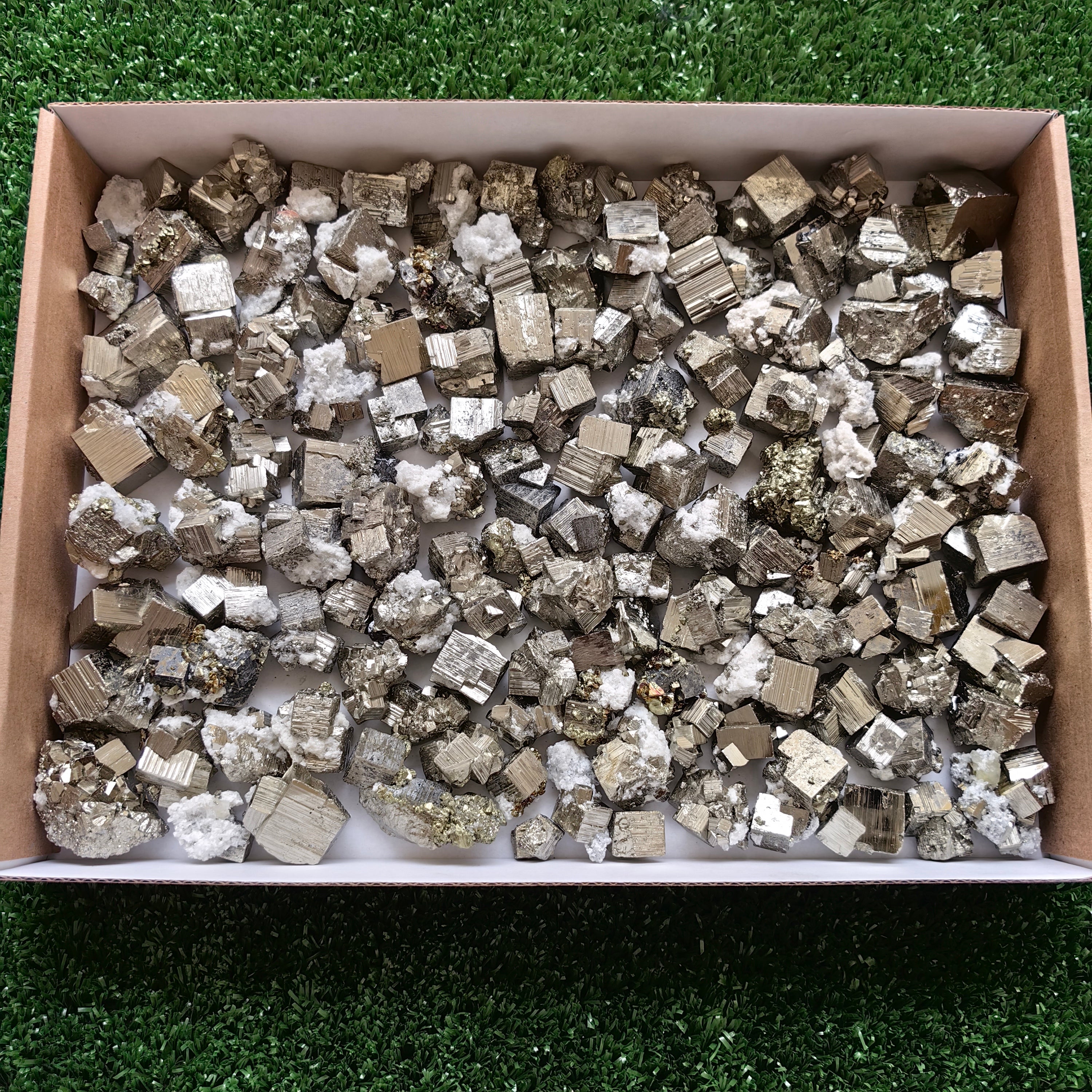 Box pyrite cubic – INKA MINERALS PERU